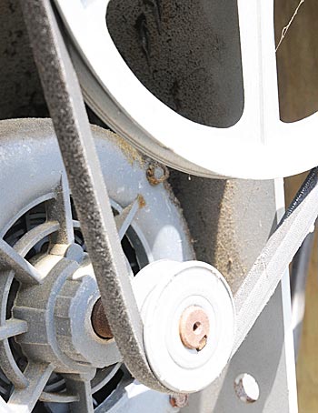 Selecting Boat Lift Systems, Low Profile, Pontoon, Personal Watercraft ...